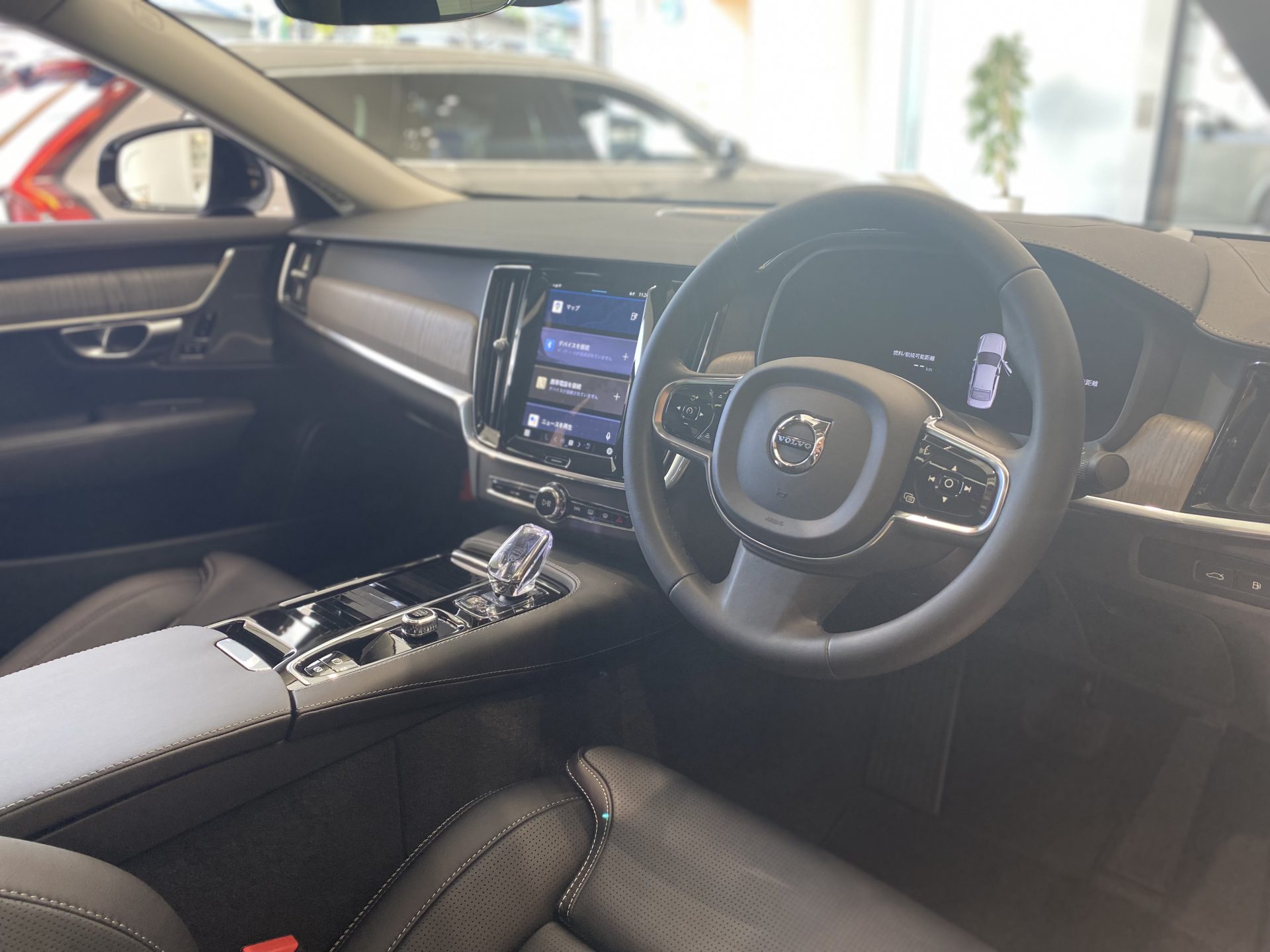 ｰ展示車紹介ｰ S90 Recharge Ultimate T8 AWD plug-in hybrid | ボルボ・カー 練馬